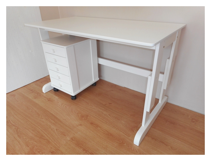 Mööbel lastetoa sisustamiseks.